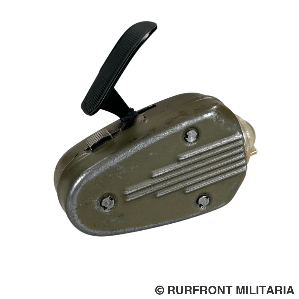 Knijpkat(dynamo torch) wehrmachteigentum 7424 – Rurfront Militaria